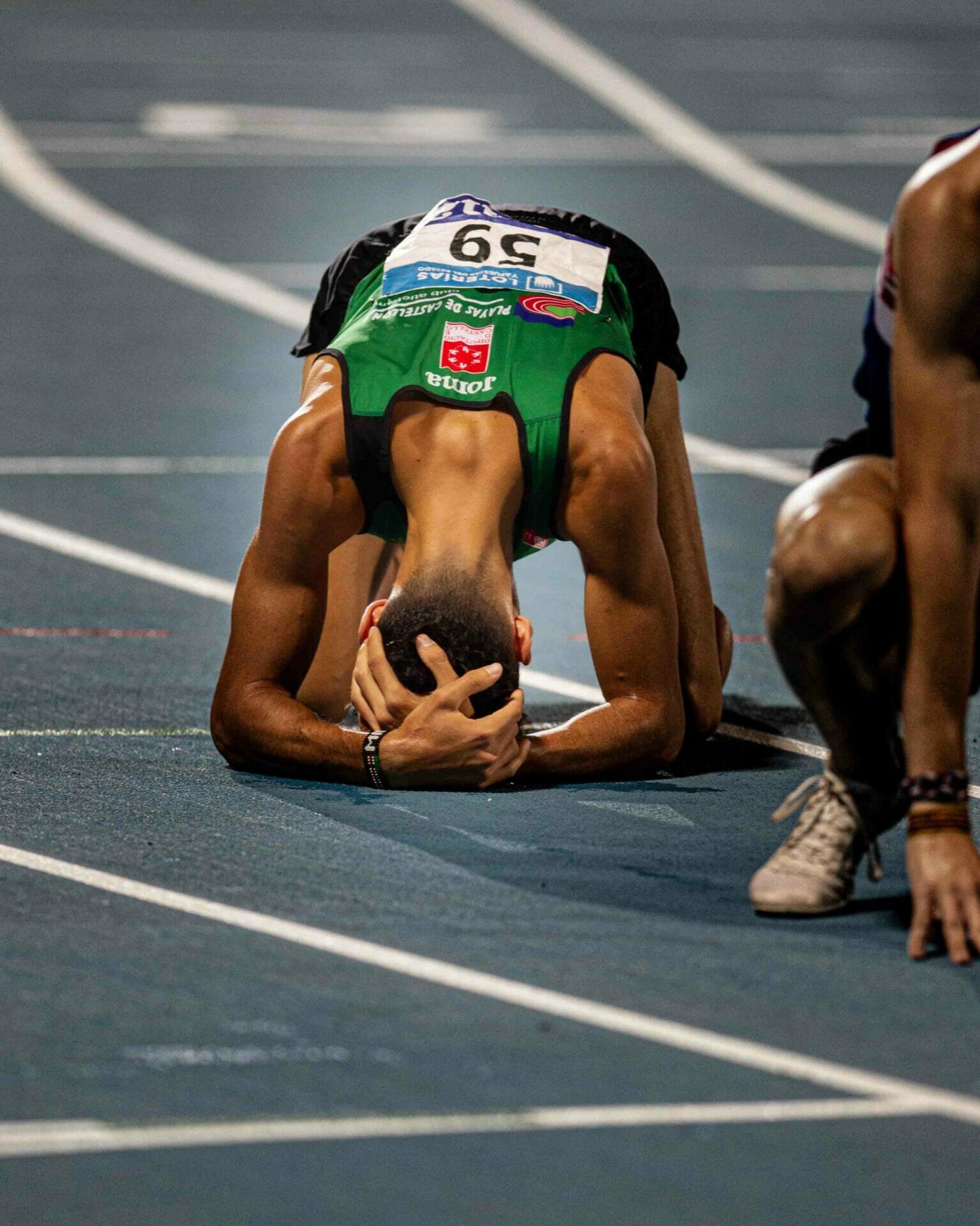 Víctor Ruíz roza la mínima olímpica en Huelva | Club Atletismo Playas ...